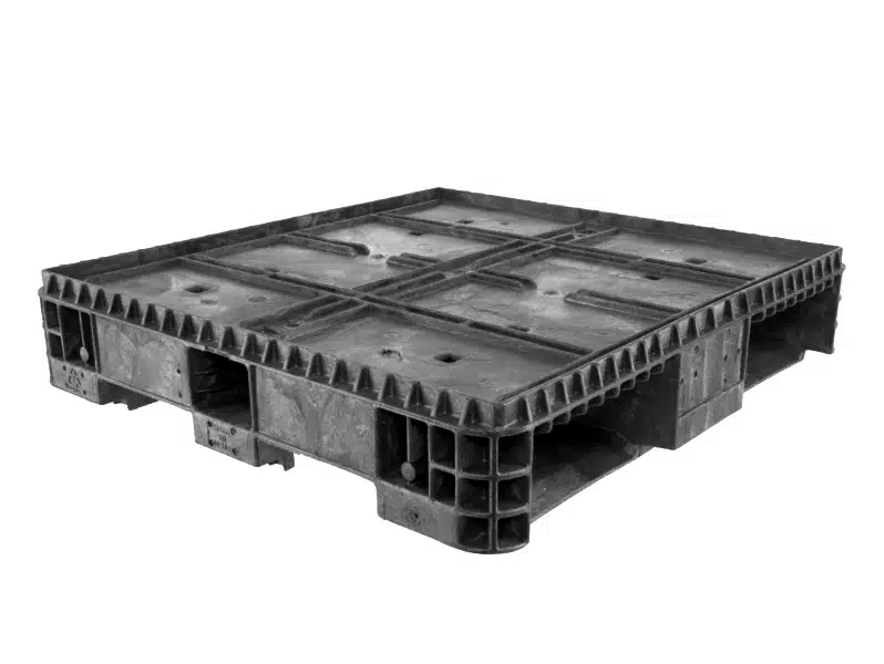 32x30 Stackable Structural Foam Molded Pallet | Flexcontainer.com
